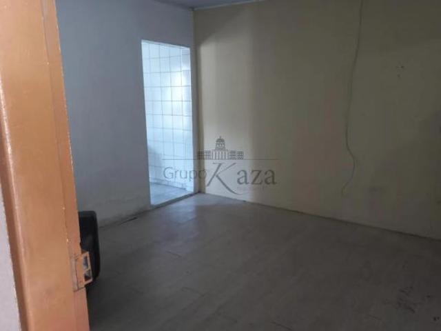 Oportunidade Casa Jardim Independência Jacareí 2 Dormitórios 160m²
