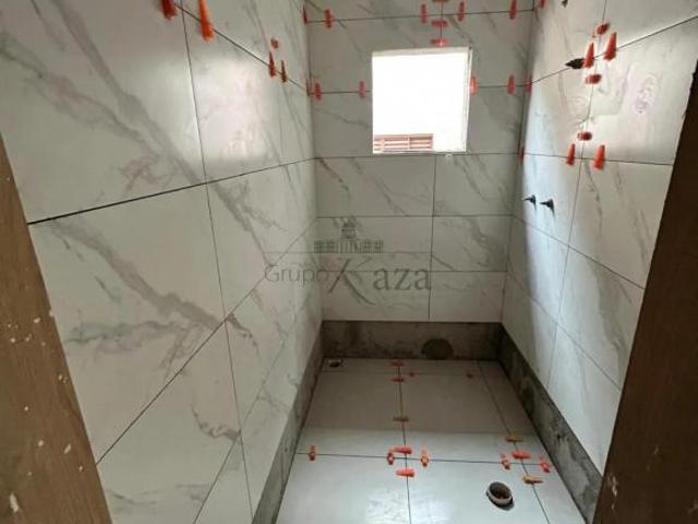 Oportunidade Casa Jardim Ismênia 2 Dormitórios 80m²