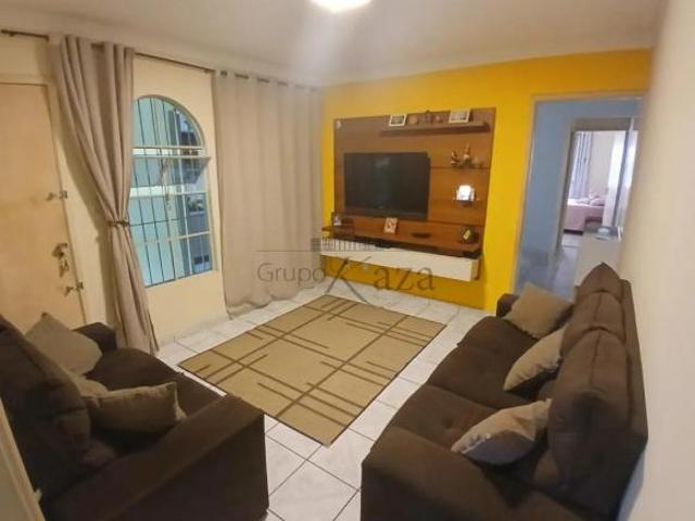 Oportunidade Casa Jardim Motorama 2 Dormitórios 106m²