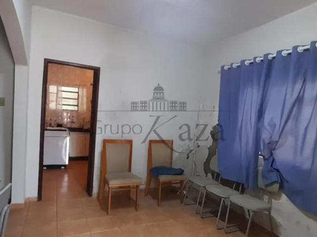 Oportunidade Casa Jardim Maringá 1 Dormitório 55m²