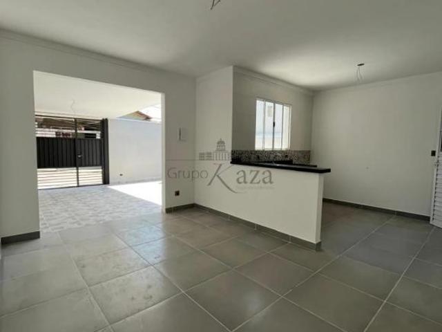 Oportunidade Casa Jardim Mariana I 3 Dormitórios 136m²