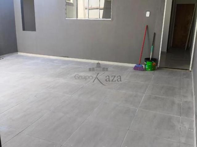 Oportunidade Casa Jardim Mariana II 4 Dormitórios 140m²
