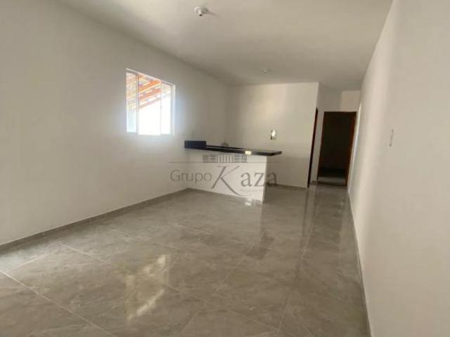 Oportunidade Casa Jardim Mariana II 2 Dormitórios 80m²