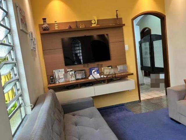 Oportunidade Casa Jardim Nova Detroit 3 Dormitórios 250m²