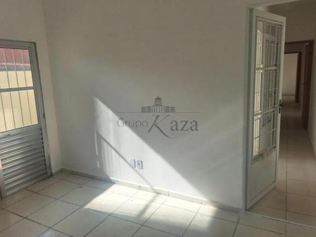 Oportunidade Casa Jardim Nova República 3 Dormitórios 69m²