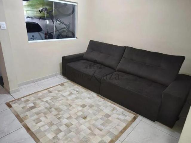 Oportunidade Casa Jardim São Judas Tadeu 3 Dormitórios 200m²