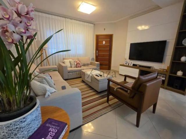 Oportunidade Casa Jardim Satélite 3 Dormitórios 150m²
