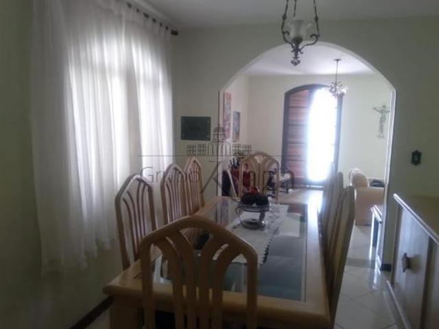 Oportunidade Casa Jardim Satélite 3 Dormitórios 159m²