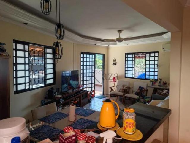 Oportunidade Casa Jardim Satélite 2 Dormitórios 130m²