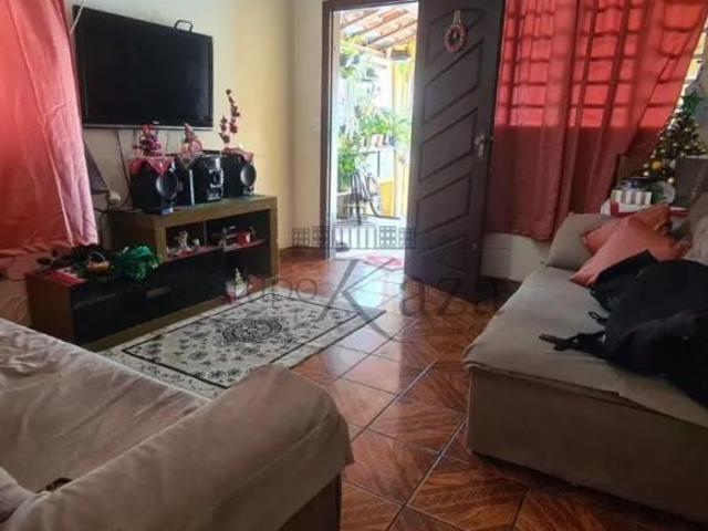 Oportunidade Casa Jardim Satélite 5 Dormitórios 187m²