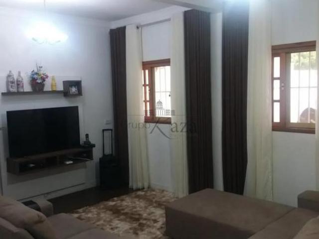 Oportunidade Casa Jardim Santo Onofre 3 Dormitórios 165m²
