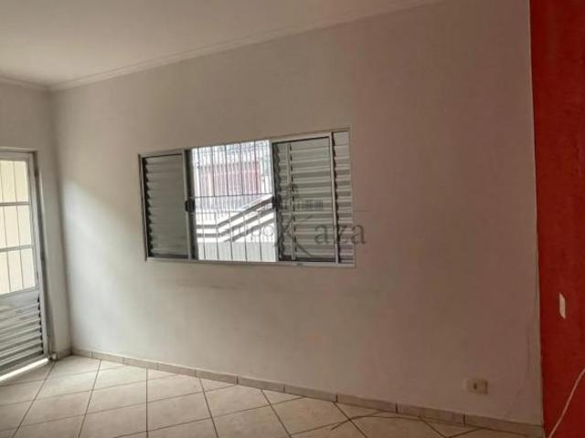 Oportunidade Casa Jardim Santa Inês I 3 Dormitórios 135m²