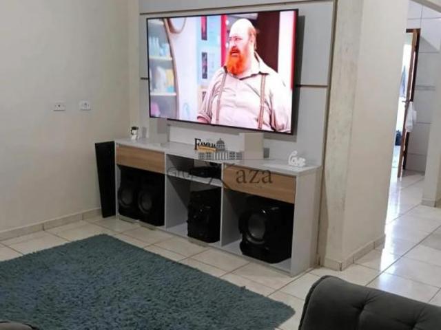 Oportunidade Casa Jardim Santa Inês II 2 Dormitórios 125m²