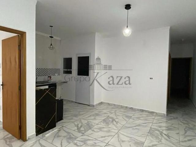 Oportunidade Casa Jardim Santa Júlia 3 Dormitórios 74,04m² Estuda permuta 50%
