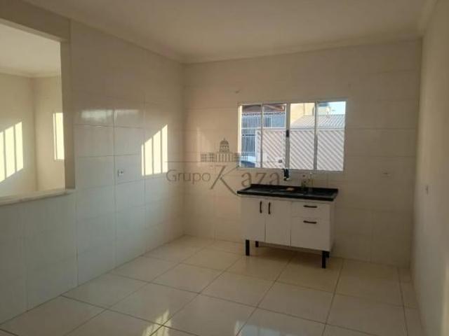 Oportunidade Casa Jardim Santa Julia 2 Dormitórios 80m²