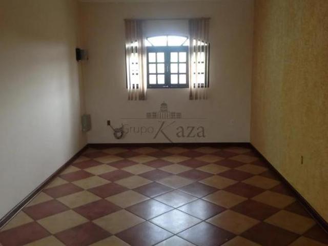 Oportunidade Casa Jardim Santa Maria Jacareí 4 Dormitórios 374m²