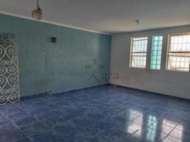 Oportunidade Casa Jardim Siesta 3 Dormitórios 158m²