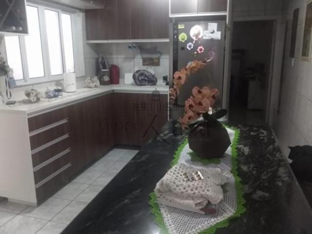 Oportunidade Casa Jardim Portugal 5 Dormitórios 180m² Aceita Permuta