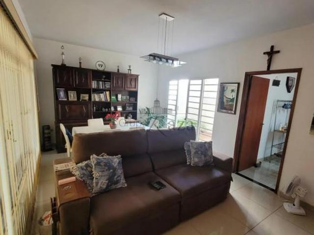 Oportunidade Casa Jardim Paraíba Jacareí 3 Dormitórios 160m² Estuda