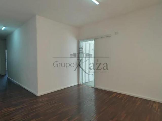 Oportunidade Casa Jardim Paraíba Jacareí 3 Dormitórios 340m²