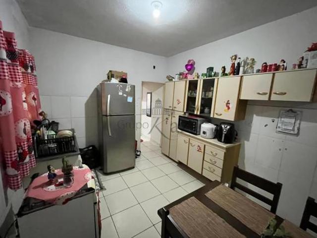 Oportunidade Casa Jardim Primavera Jacareí 2 Dormitórios 125m²