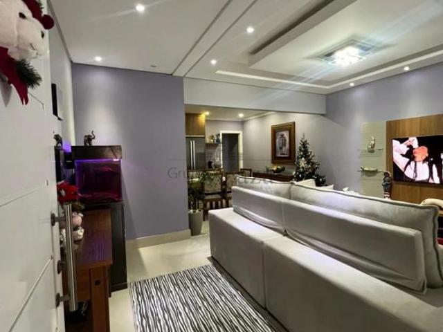 Oportunidade Casa Jardim Torrão de Ouro 3 Dormitórios 133m²