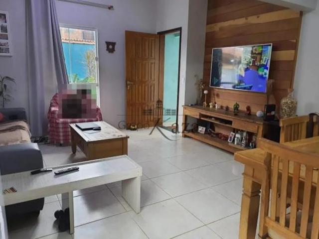 Oportunidade Casa Jardim terras de São João 2 Dormitórios 160m²