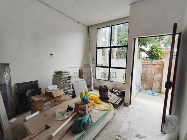 Oportunidade Casa Jardim Terras de Santa Helena 3 Dormitórios 160m²