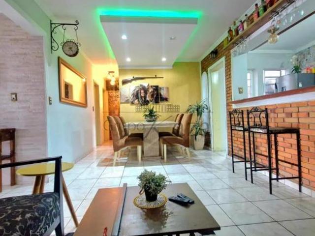 Oportunidade Casa Jardim Vale do Sol 3 Dormitórios 250m²