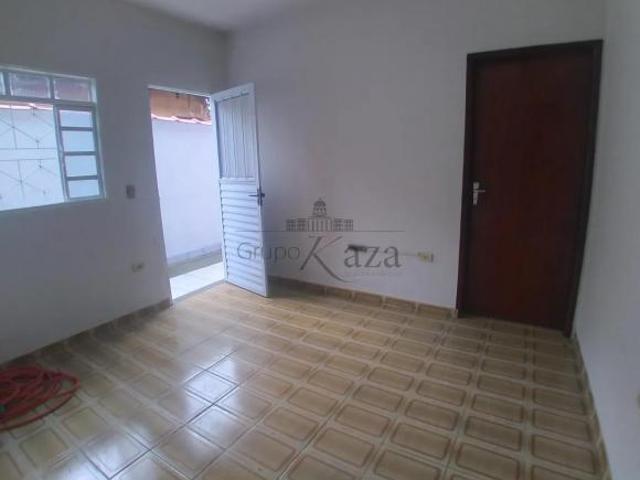 Oportunidade Casa Jardim Vale do Sol 2 Dormitórios 54,77m²