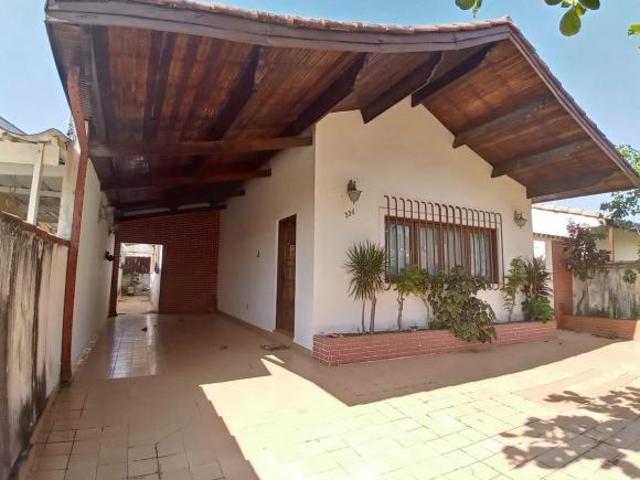 Oportunidade casa lado praia na cidade de Peruíbe litoral sul de SP!