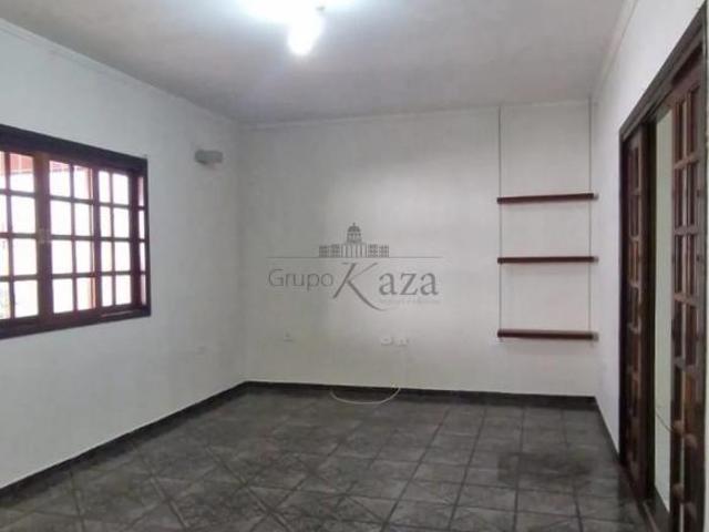 Oportunidade Casa Loteamento Villa Branca Jacareí 2 Dormitórios 124,70m²