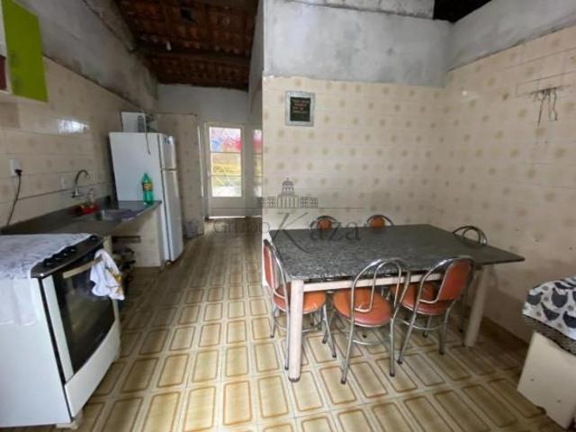 Oportunidade Casa Monte Castelo 2 Dormitórios 115m²