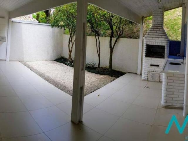 Oportunidade! Casa no Residencial Scenic em Alphaville!