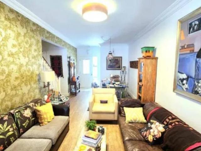 Oportunidade! Casa no Residencial Scenic em Alphaville!