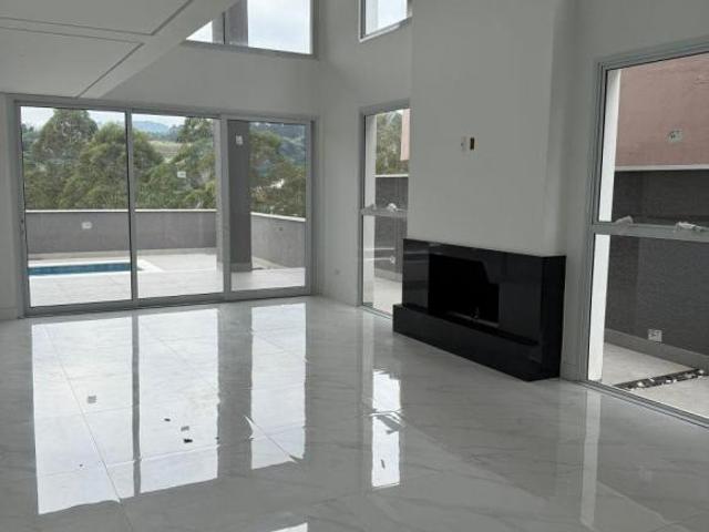 Oportunidade Casa nova para venda Condomínio Tamboré 11.