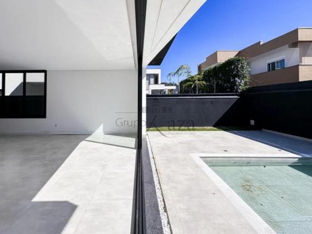 Oportunidade, Casa Nova, Sobrado, Condomínio Jardim do Golfe 2, Jardim do Golfe, 4 Suítes, Piscina