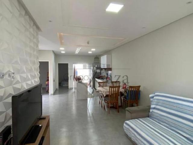 Oportunidade Casa Padrão Vila Branca Jacareí 3 Dormitórios 140m²