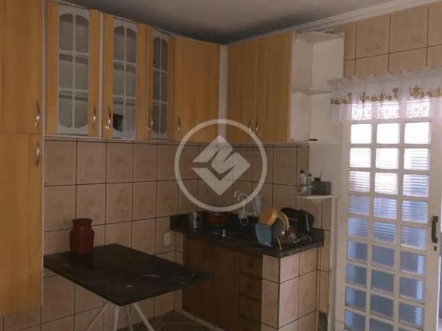 OPORTUNIDADE CASA PARA INVESTIR