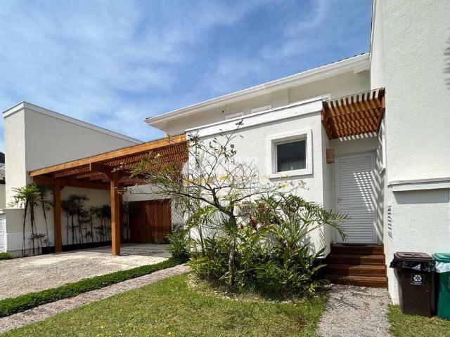 Oportunidade: Casa para locação anual, na praia de Juquehy!