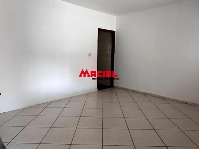 Oportunidade! Casa para reformar e vender Jd Santa Inês I 3 quartos / 2 WC´s / 2 vagas