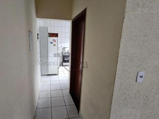 Oportunidade Casa Parque dos Ipês 2 Dormitórios 73m²