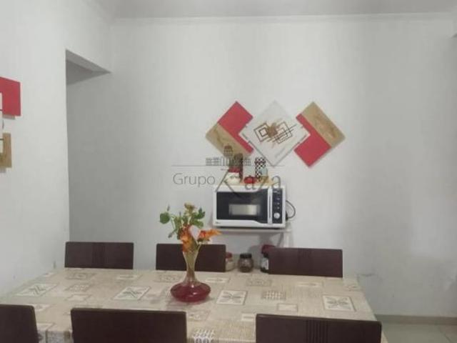 Oportunidade Casa Parque dos Príncipes 2 Dormitórios 174m² Aceita Permuta