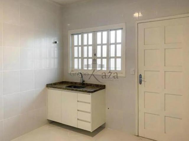 Oportunidade Casa Parque dos Príncipes Jacareí 2 Dormitórios 140m²
