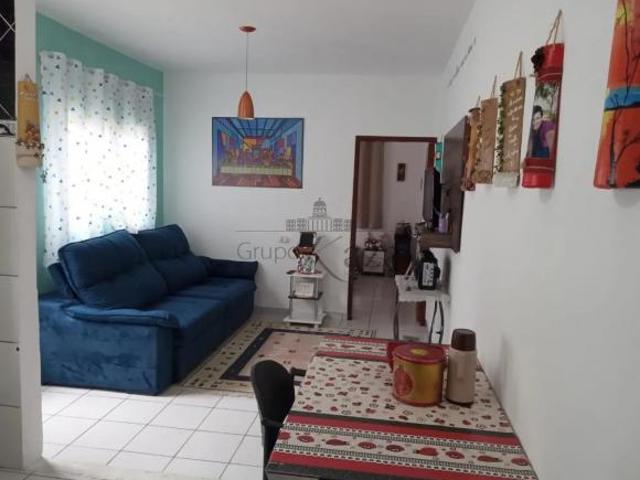 Oportunidade Casa Parque Imperial Jacareí 2 Dormitórios 60m²