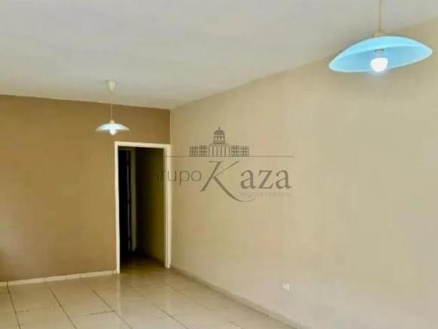 Oportunidade Casa Parque Itamarati Jacareí 2 Dormitórios 120m²