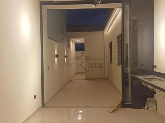 Oportunidade Casa Portal dos Pássaros 3 Dormitórios 114m²