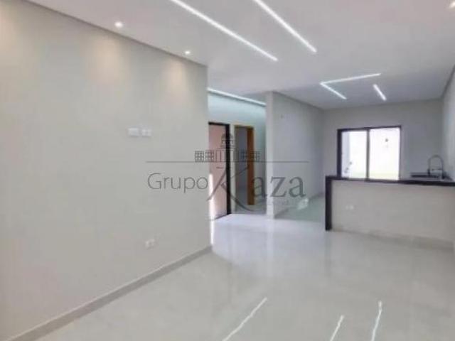 Oportunidade Casa Portal dos Pássaros 3 Dormitórios 175m²