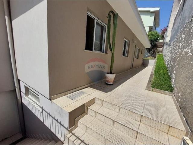 OPORTUNIDADE Casa planejada com 3 Dormitórios, Solário e Área Gourmet com Churrasqueira