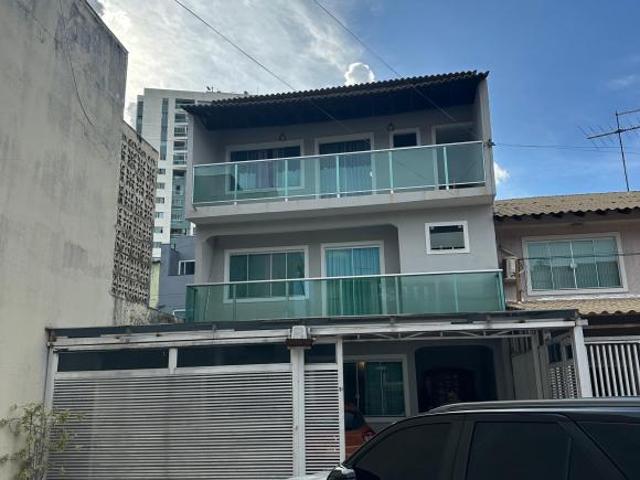 Oportunidade casa reforma de alto padrão na melhor localização de Águas Claras